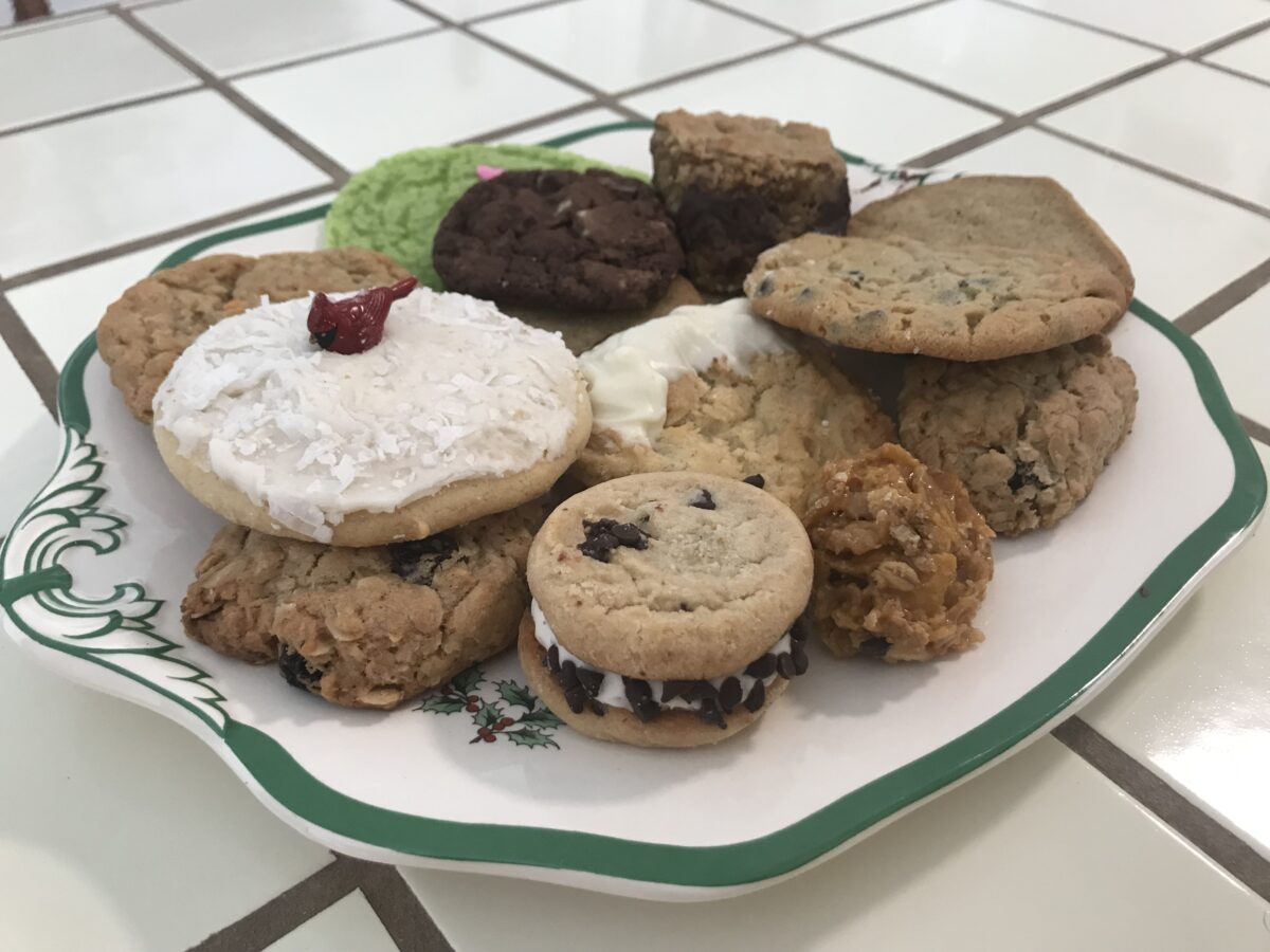 Mt. Pleasant Library’s Page Turners Book Club shares Christmas cookies ...